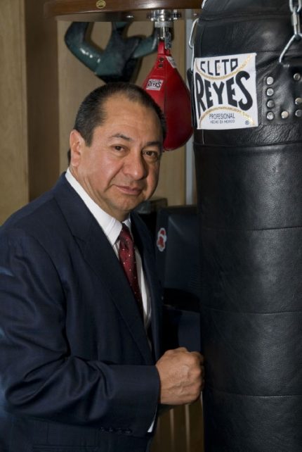 Historia y Biografía de Cleto Reyes → Pasión por el Boxeo